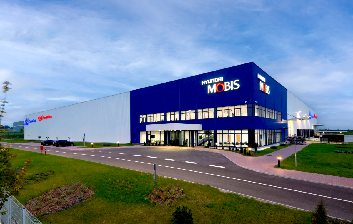 Mobis Logistikzentrum, Ungarn - TAKENAKA EUROPE GmbH