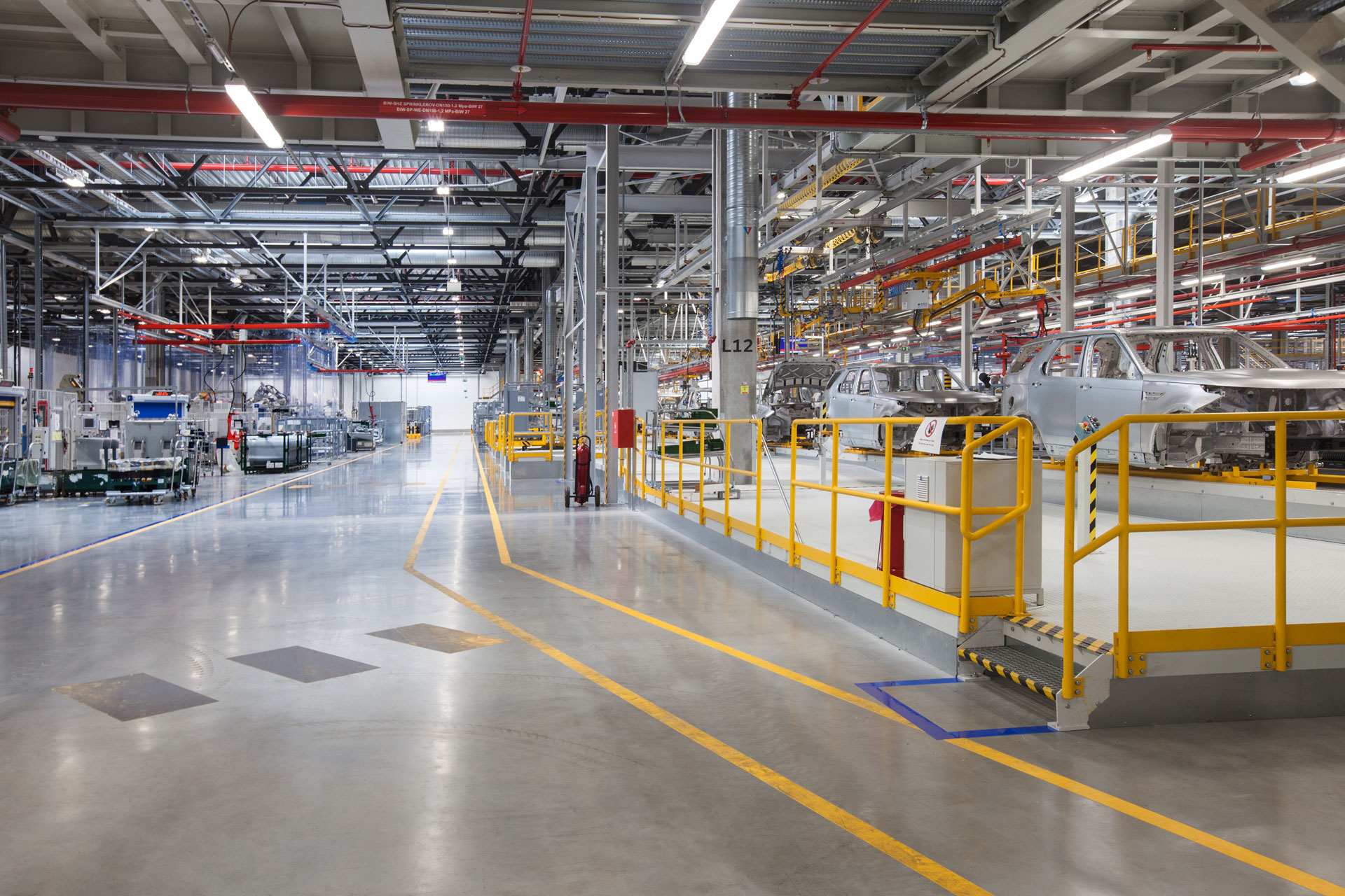Jaguar Land Rover Assembly Shop & Body Shop, Slovakia - TAKENAKA EUROPE ...